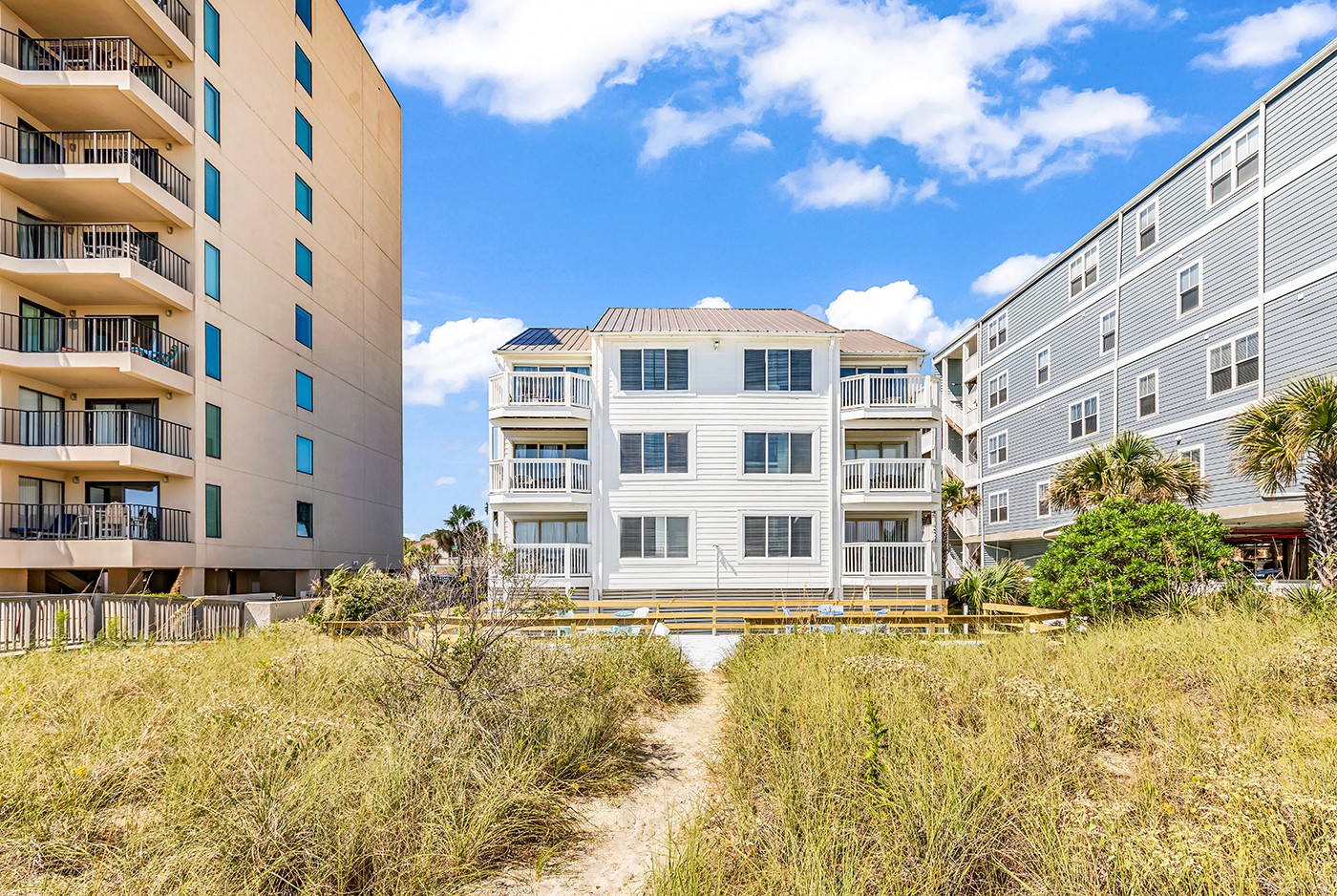 Exploring Life & Business with Damian Mingle of Sea House Villas ...